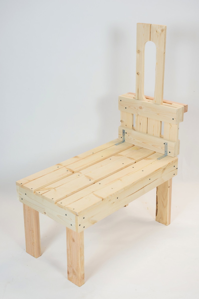 Goat Milking Stand for Pygmy and Nigerian Dwarf and Other Small Breeds ...