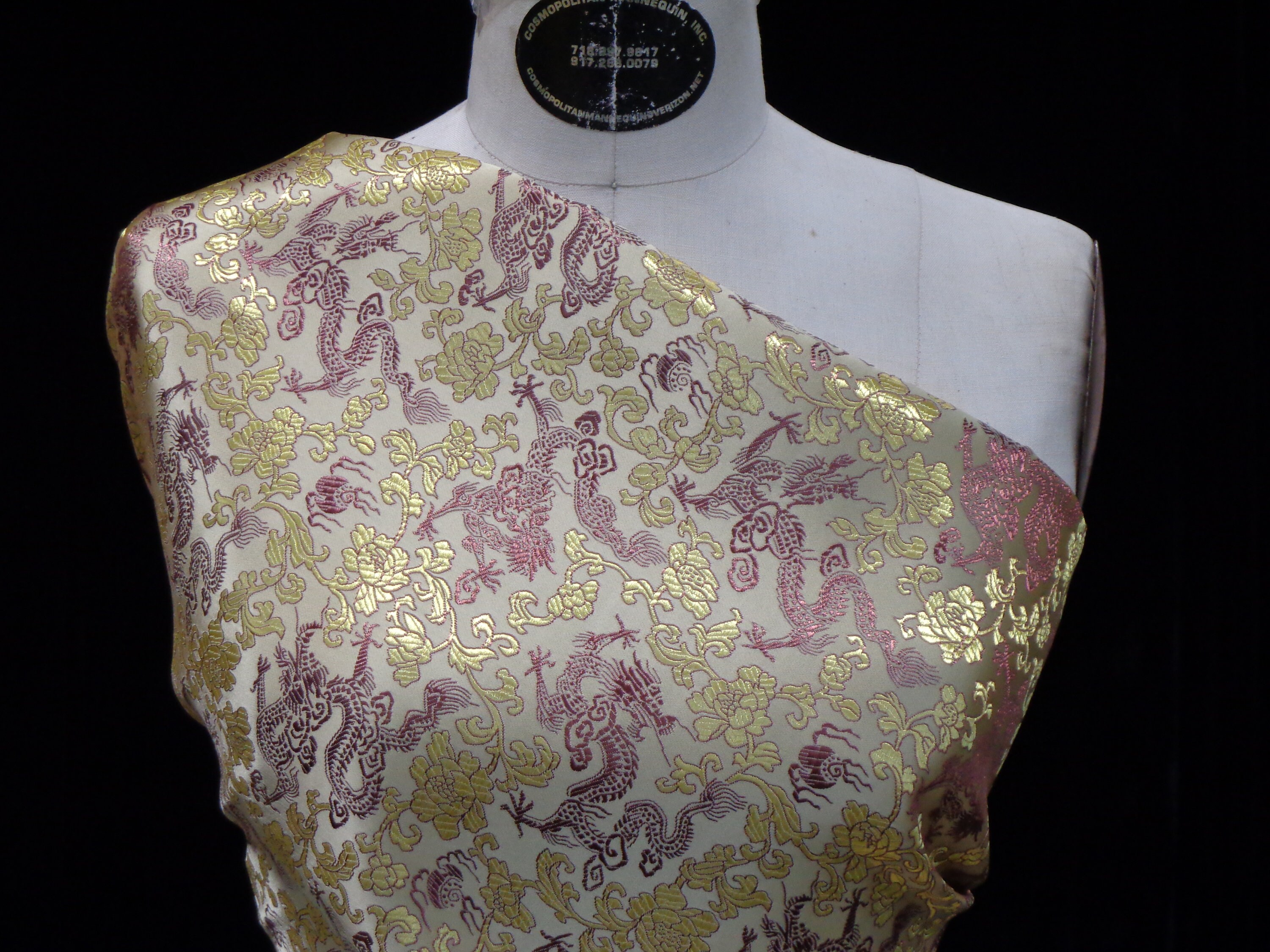 CHAMPAGNE GOLD With Burgundy Jacquard Small Dragon Jacquard - Etsy