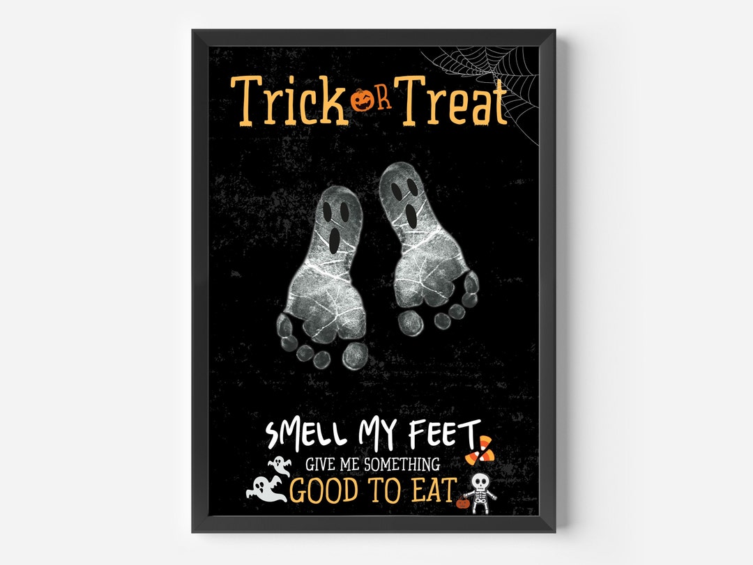 Halloween Footprint Art, Ghost, Trick or Treat Smell My Feet Footprint ...
