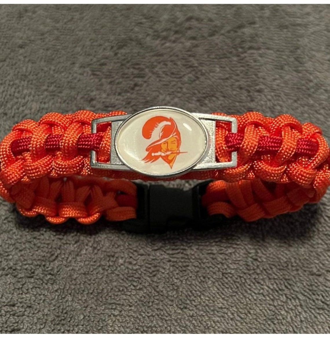NFL Customized Paracord Bracelets - Etsy