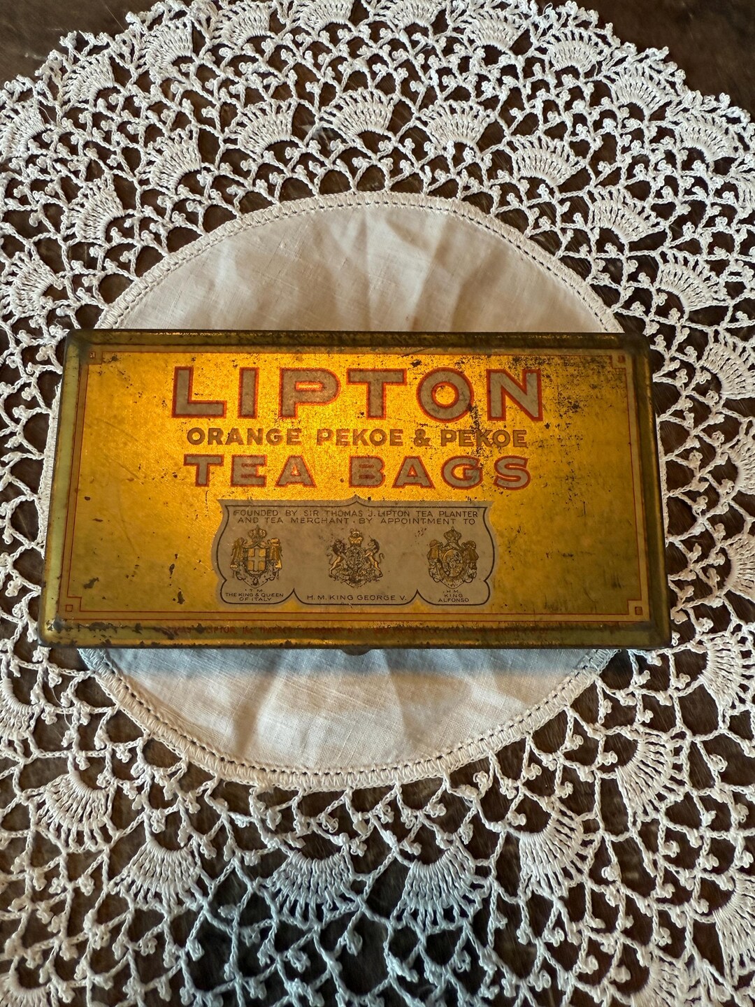 Vintage Lipton’s Tea Bags Tin, Orange Pekoe and Pekoe, 15 Count, 1950s ...