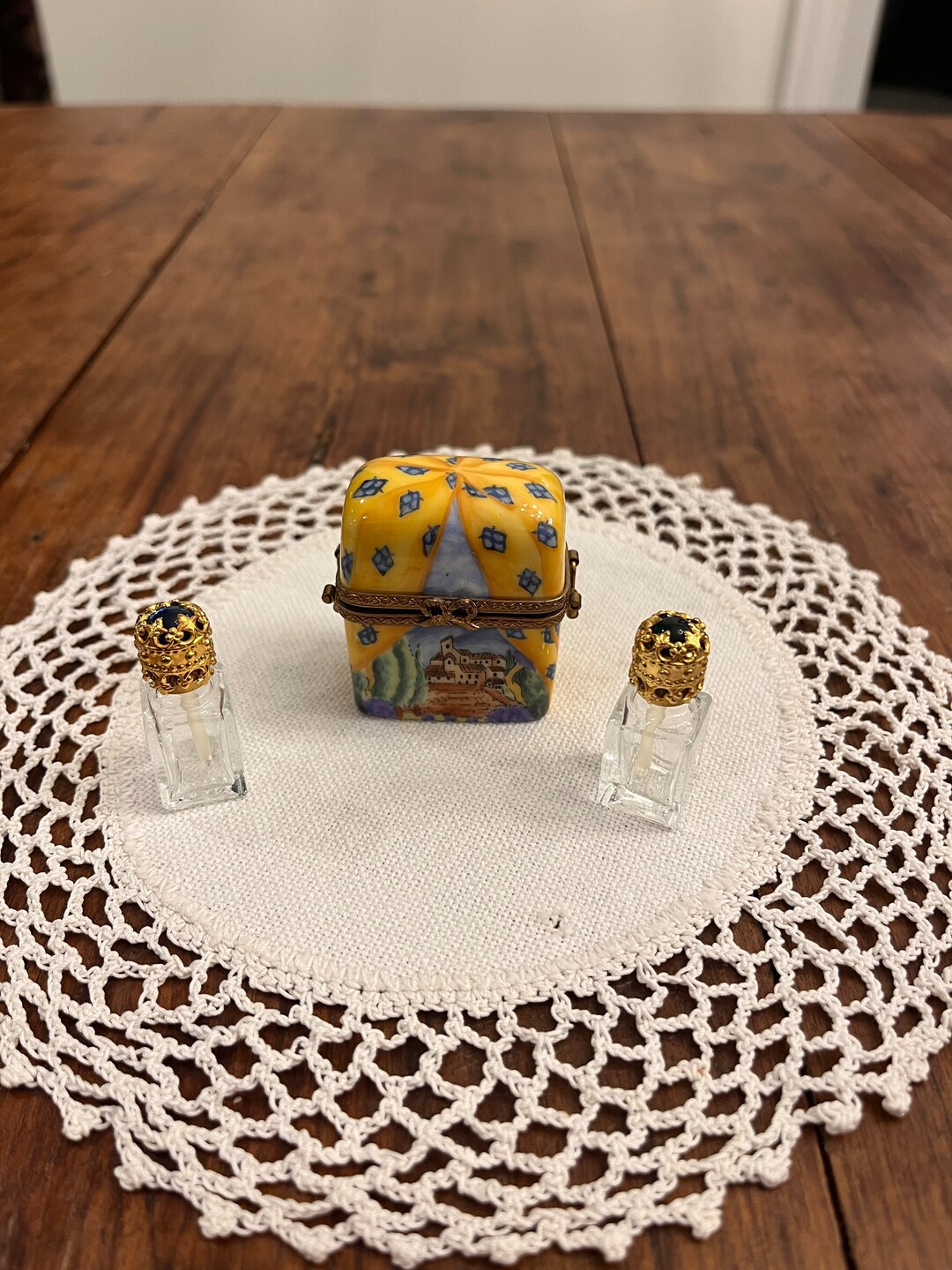 Vintage French Countryside Limoges, Suitcase, Hand Painted Porcelain ...