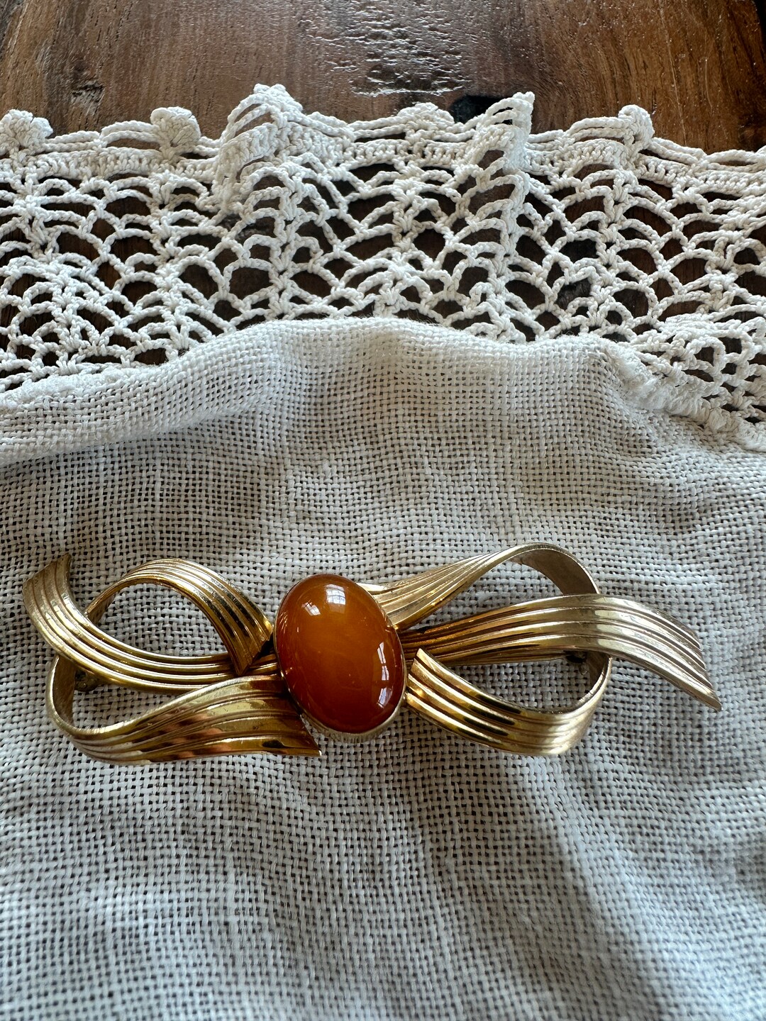 Vintage Gold Bow Pin With Orange Stone , Agate or Carnelian, 12 Karat ...
