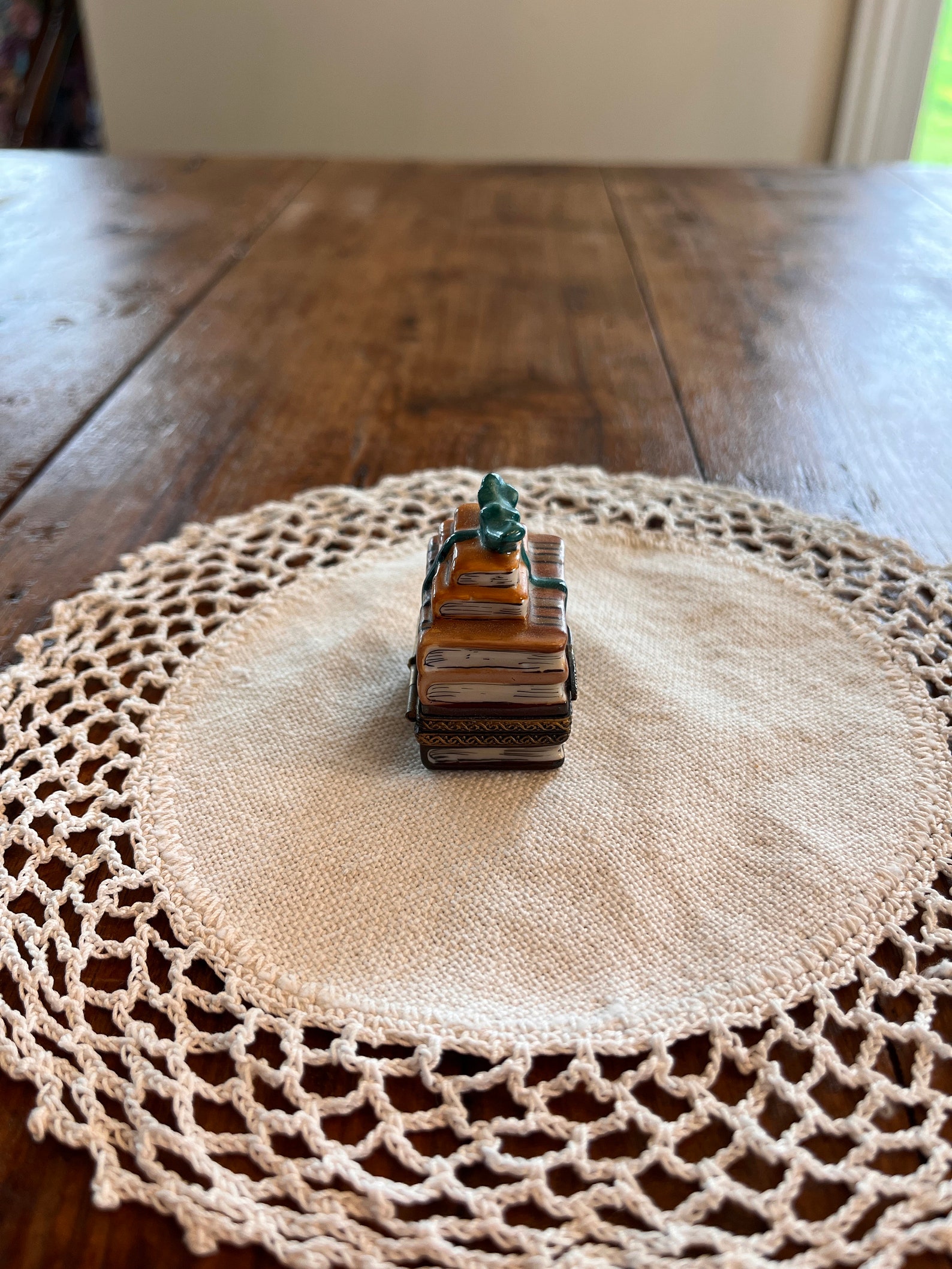 Vintage Stack of Books Limoges, Hand Painted Porcelain Trinket Box ...