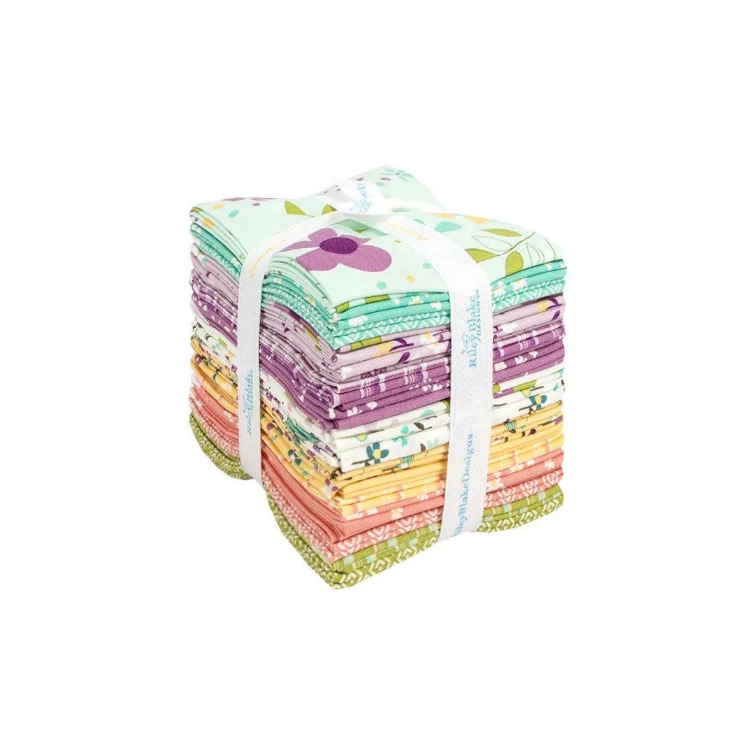 Sandy Gervais HELLO SPRING Quilt Fabric Fat Quarter Bundle - Etsy