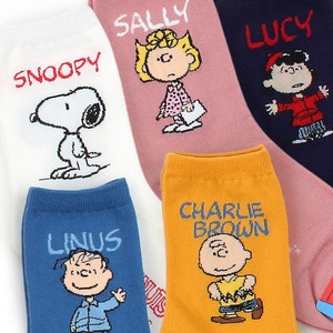 Snoopy&friends Peanuts Official Holiday Christmas Crew Socks Ultra Soft ...