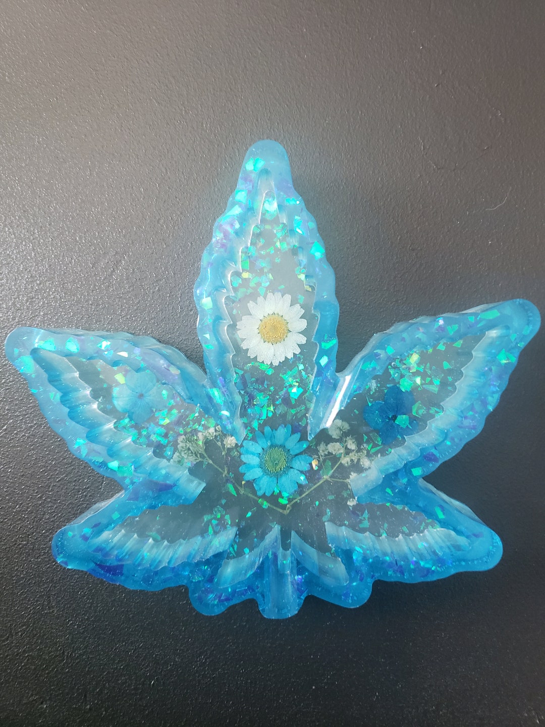 Resin Cannabis Leaf Ashtray - Etsy