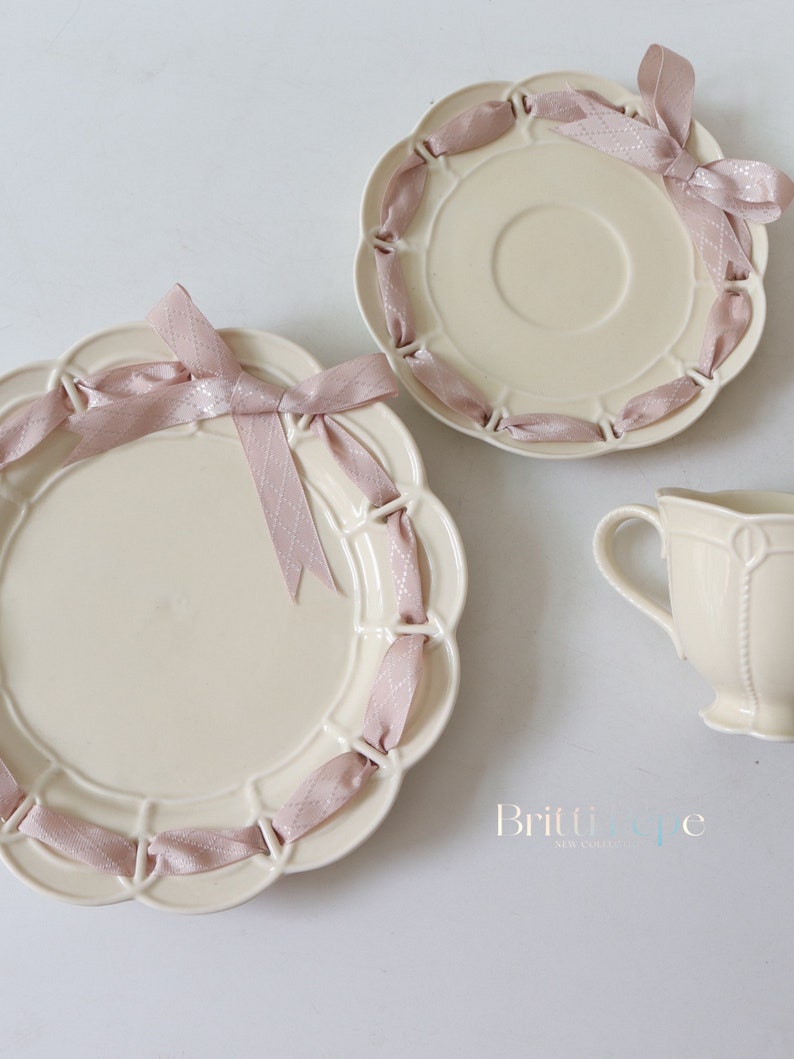 Pinki French Barocco White Embossed Hollow Ceramic Plate Set - Etsy