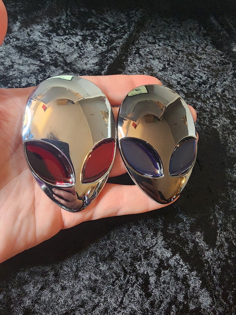Metal Alien Head Car Emblem - Etsy