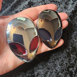Metal Alien Head Car Emblem - Etsy