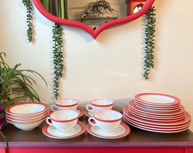 Vintage 1950s Pink Flamingo Pyrex Dinnerware Set Pink and White Pyrex ...