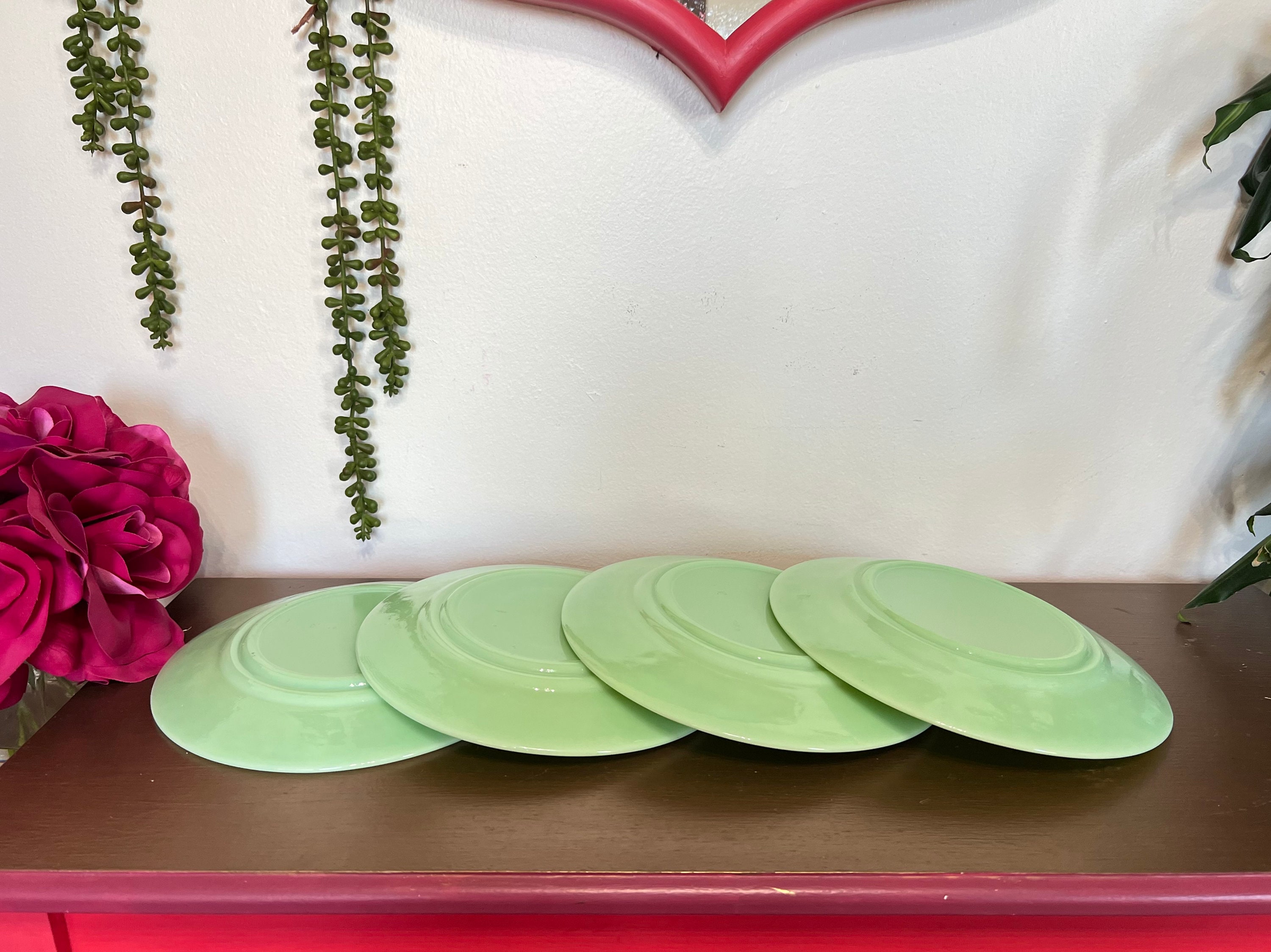Vintage Jadeite Plates Set of Jadeite Vintage Plates 8.5 Unmarked Four ...