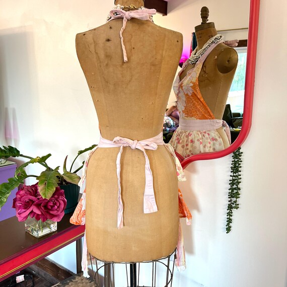 Vintage Tiered Diner Apron, Floral Farmhouse Kitchen - Gem