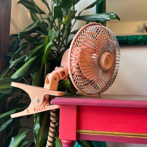 Vintage Pink Fan | 6 Inch Tozai Deluxe Personal Fan Model KH-06C1 ...
