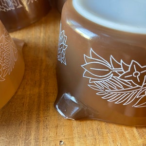 Vintage Pyrex Woodland Casserole Dishes | Woodland Pyrex Cinderella ...