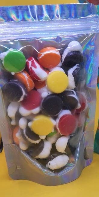 Freeze Dried Pucks| Freeze Dried Sweets| Freeze Dried Candy| Sweet ...