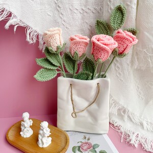 Rose Crochet Kit: DIY Craft Gift With Video Tutorial - Etsy