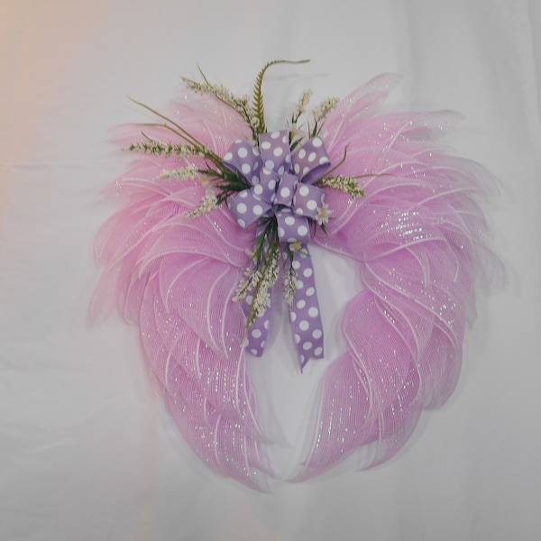 Mesh Wreath Tutorial - Etsy Mesh Wreath Tutorial - Etsy