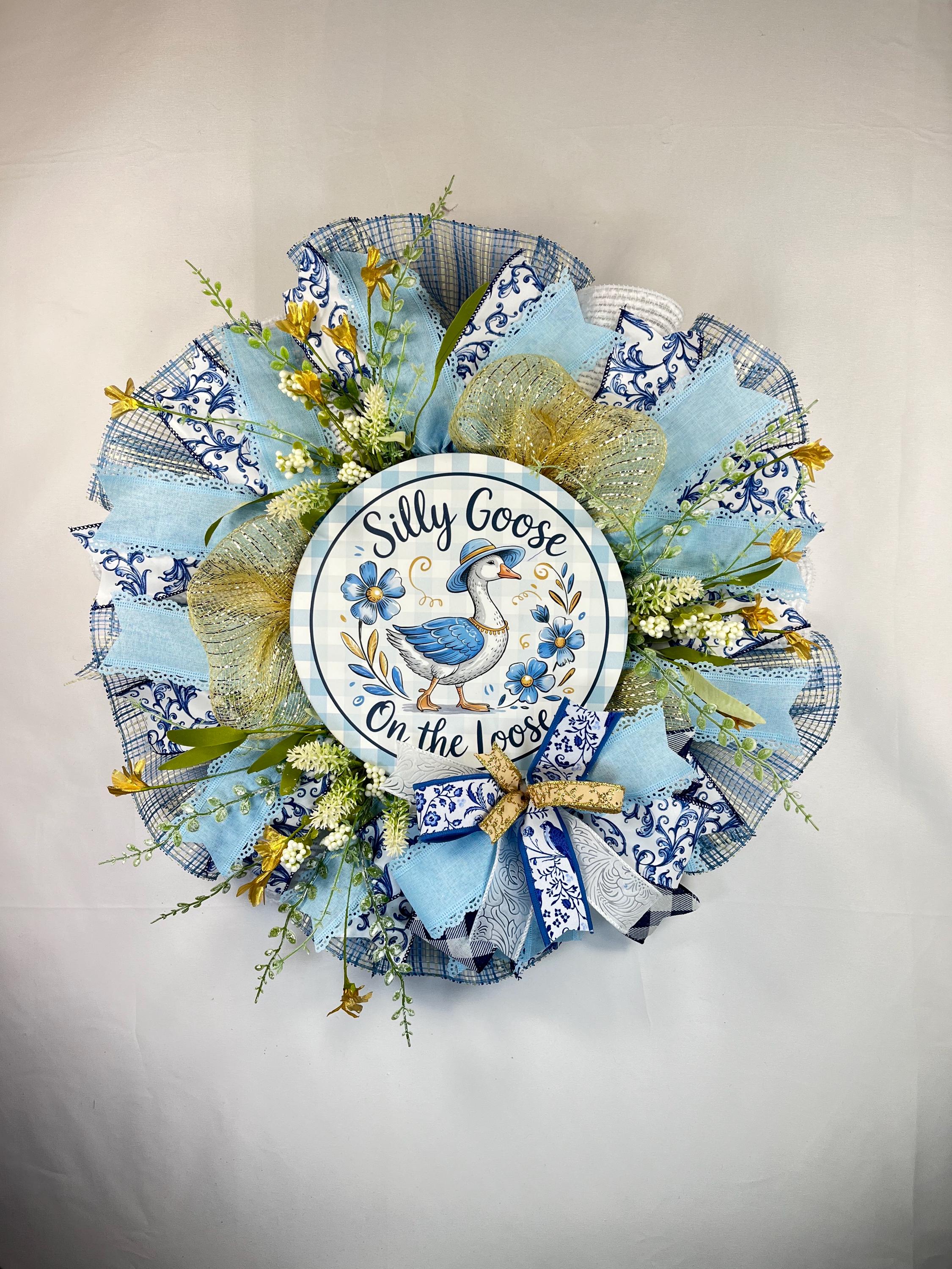 Silly Goose Wreath for Front Door, Farmhouse Everyday Wreath, Neutral ...