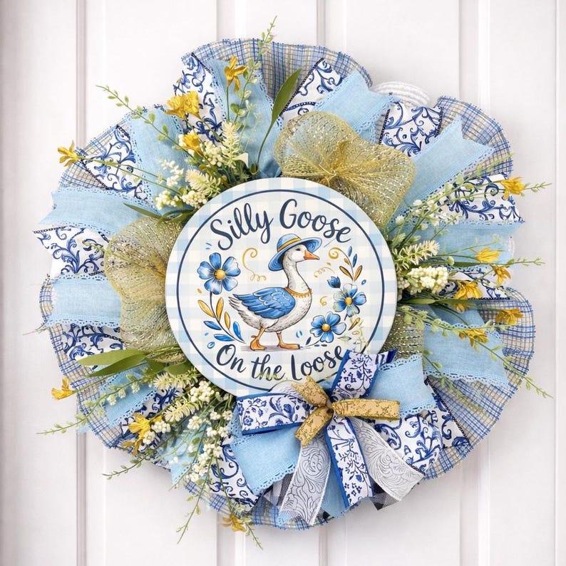 Silly Goose Wreath for Front Door, Farmhouse Everyday Wreath, Neutral ...