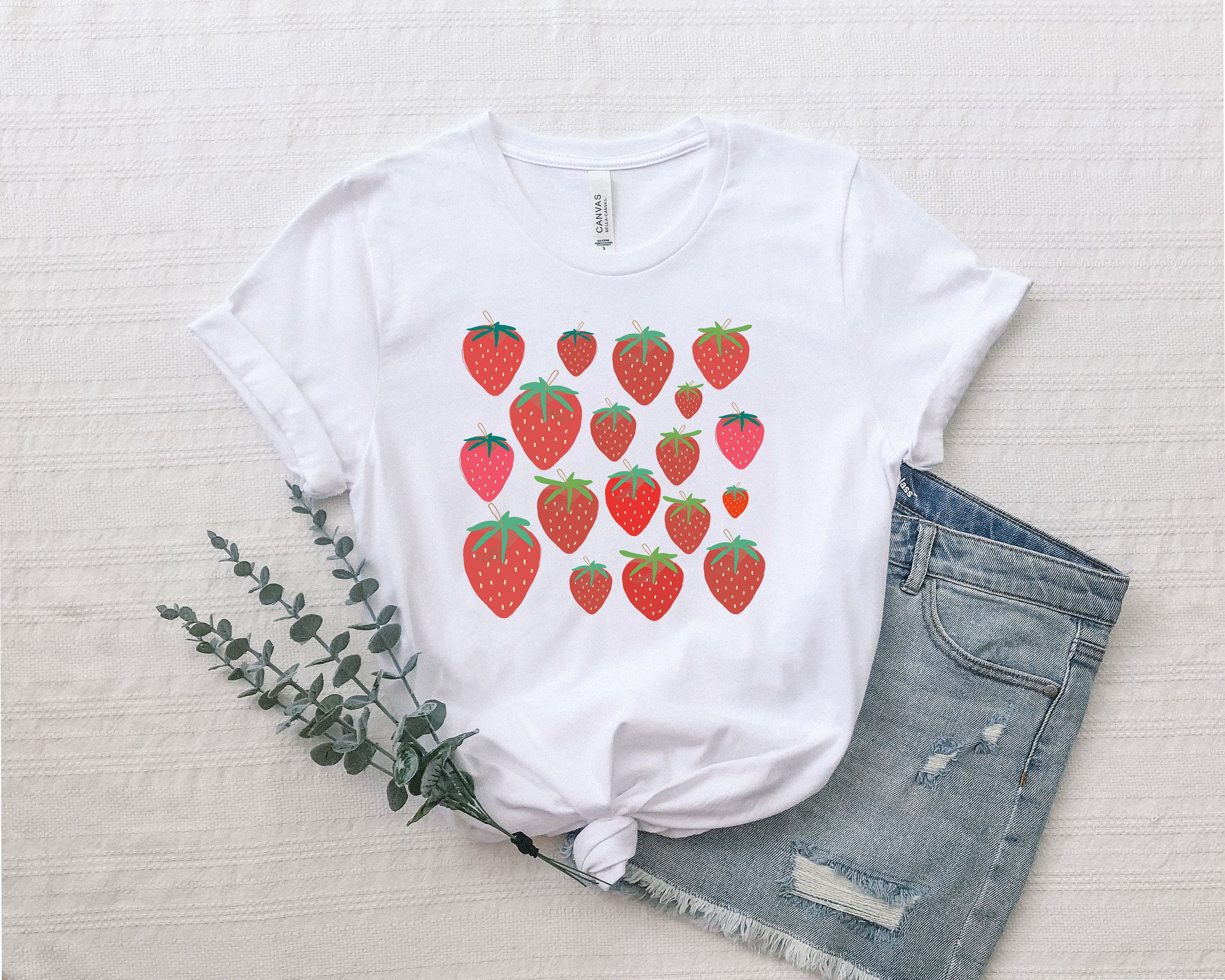 Strawberries T-shirt, Aesthetic Shirt, Strawberry Birthday Shirt, Fruit ...