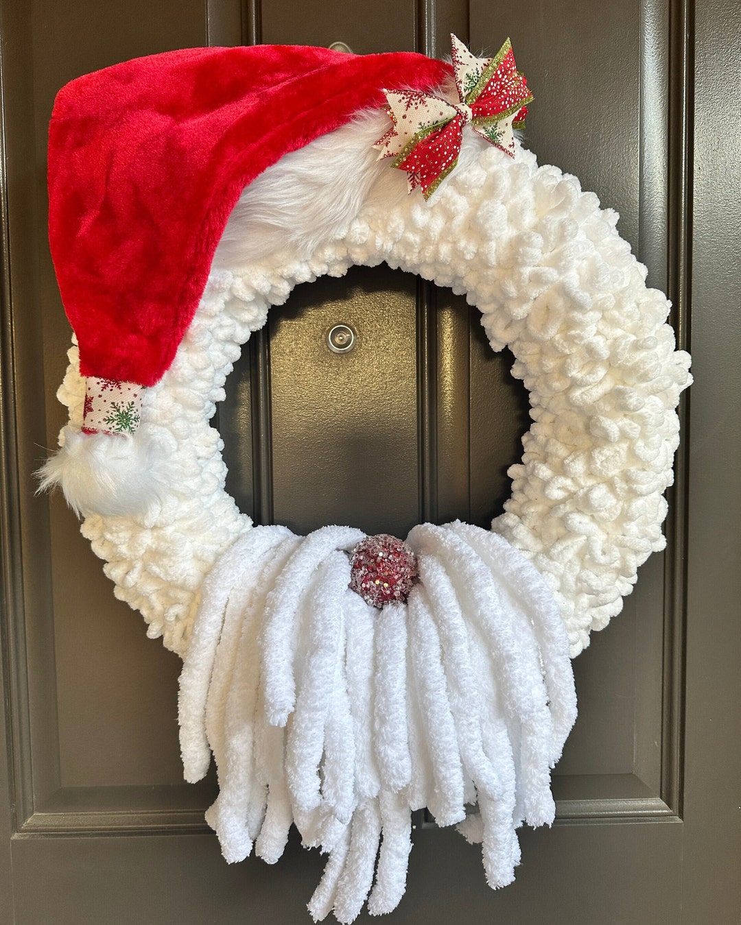 Santa Claus Wreath, Christmas Wreath, Holiday Wreath, Yarn Santa Wreath ...