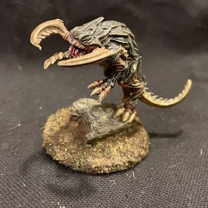 Painted Sci Fi Bug Alien Miniature - Etsy