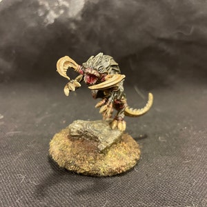 Painted Sci Fi Bug Alien Miniature - Etsy