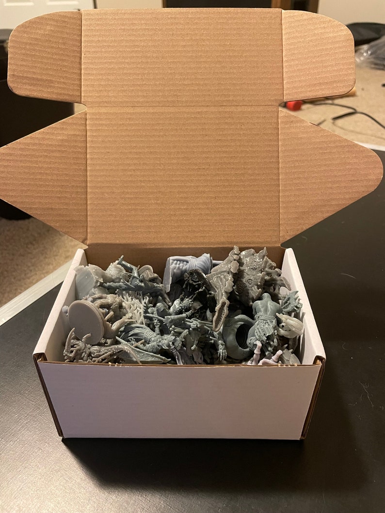 Space Army Warrior Kitbash Box 6x4x3 - Etsy