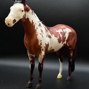 Breyer Traditional Horse #1810 Truly Unsurpassed - Etsy