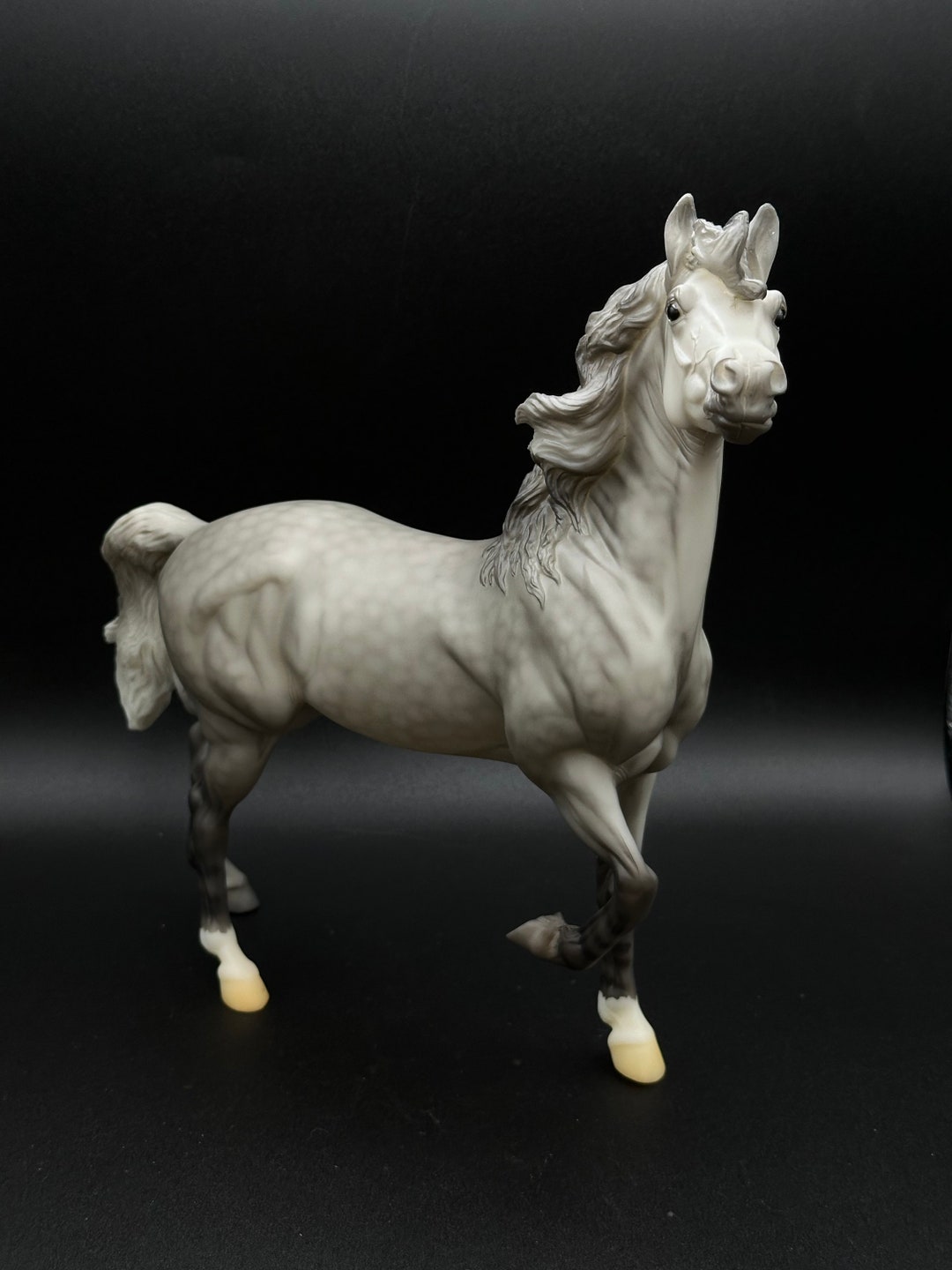 Breyer 1774 Hwin Dappled Grey Mustang Mare Traditional - Etsy