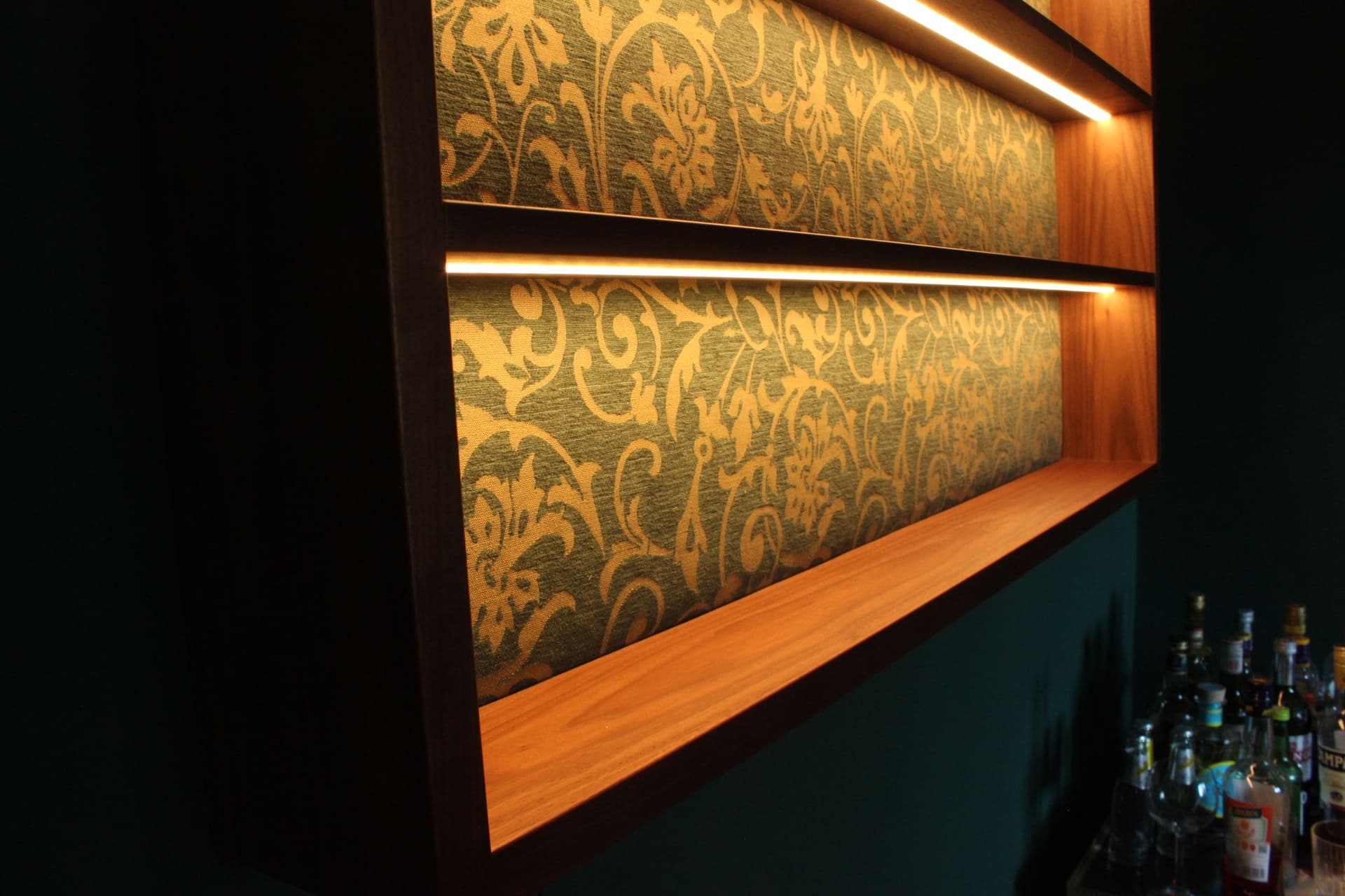 Individual Luxury Perfume Rack, Storage Rack for Decorative Items, as a ...