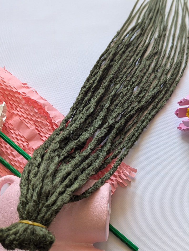 Oliva Green Crochet Dreads: Double Ended Kanekalon Hair Extensions ...