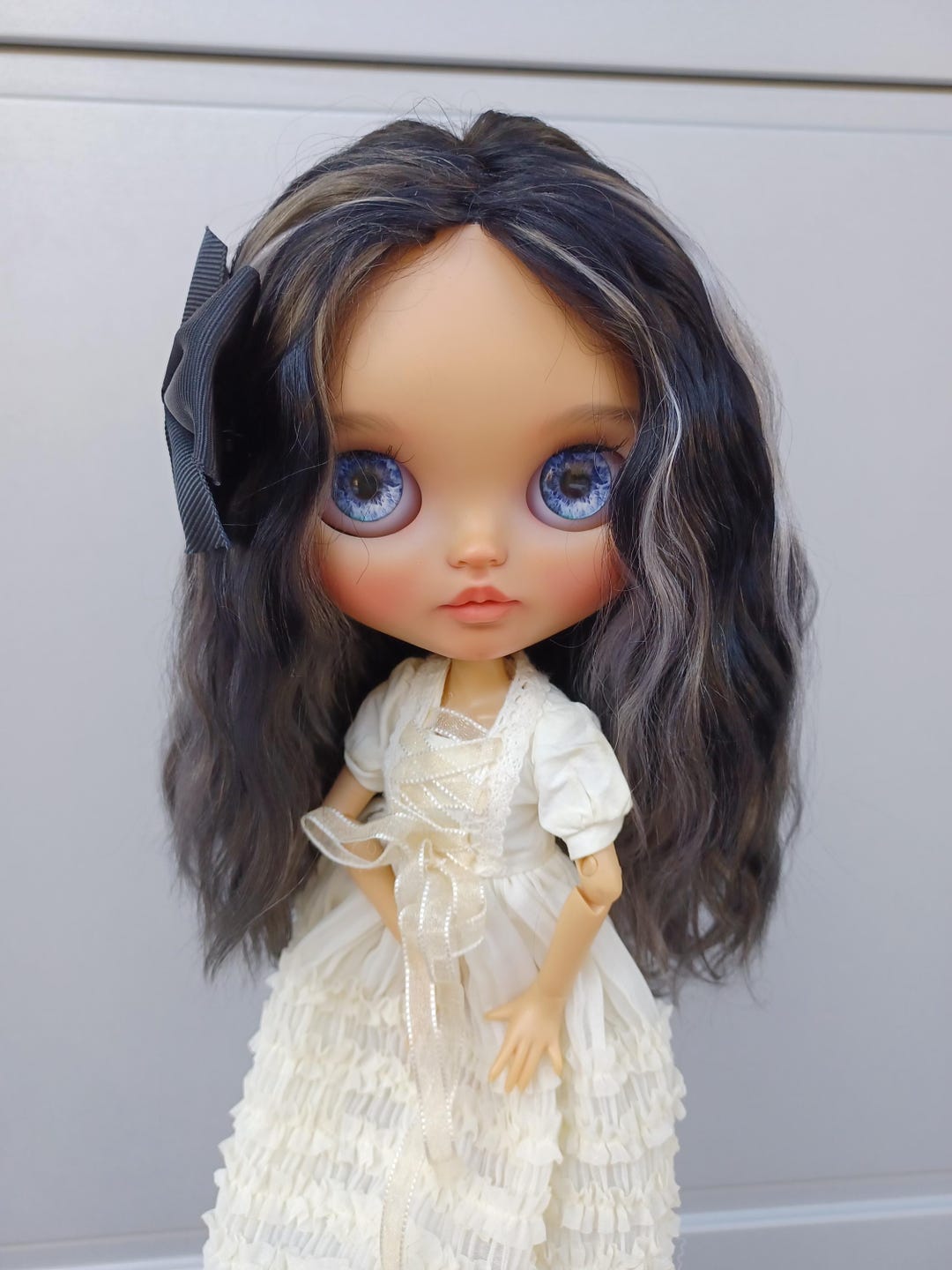 F594 Blythe Scalptbl and RBL Gradient Staining Black and Silver Color ...