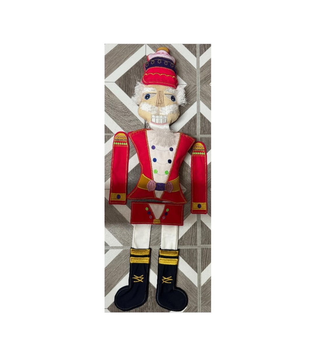 ITH Applique Nutcracker Embroidery Design With Fringed Facial Hair. 4 ...