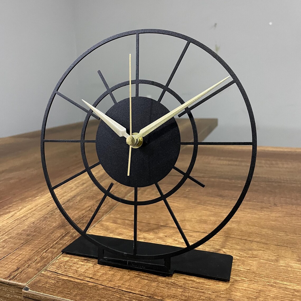 Office Tabletop Clock, Metal Desktop Clock, Business Clock, Bookshelf ...