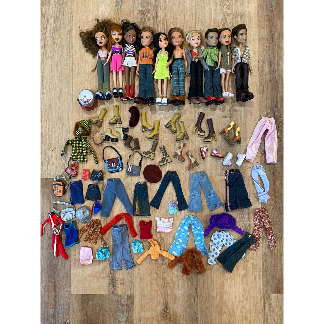 Vintage Y2K HUGE Bratz Dolls Accessories Shoes Lot 10 Dolls - Etsy