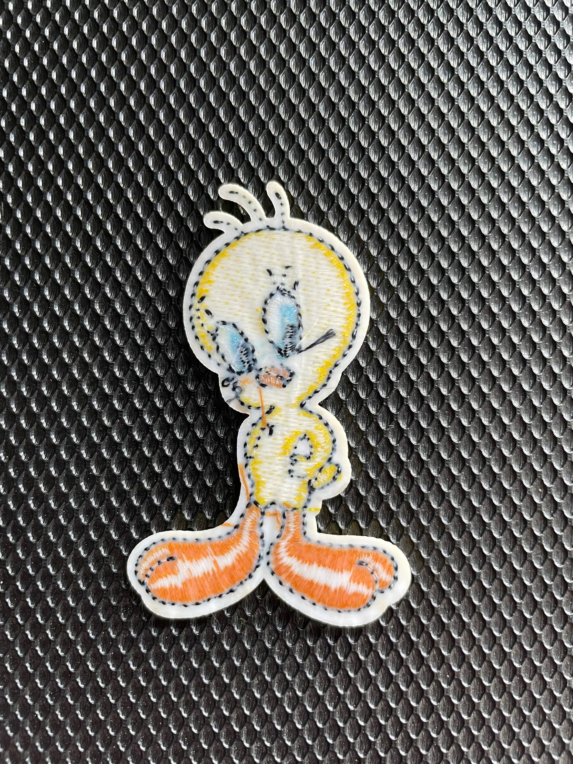 Tweety Bird Looney Tunes Character Embroidered Patch Iron/sew on NEW ...