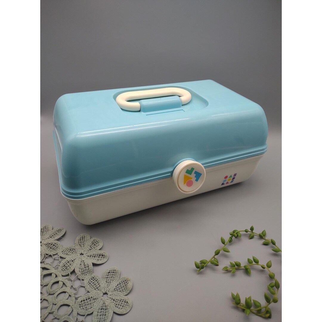 Vintage Caboodles Blue White Retro Plastic Makeup Carrying Case Box ...