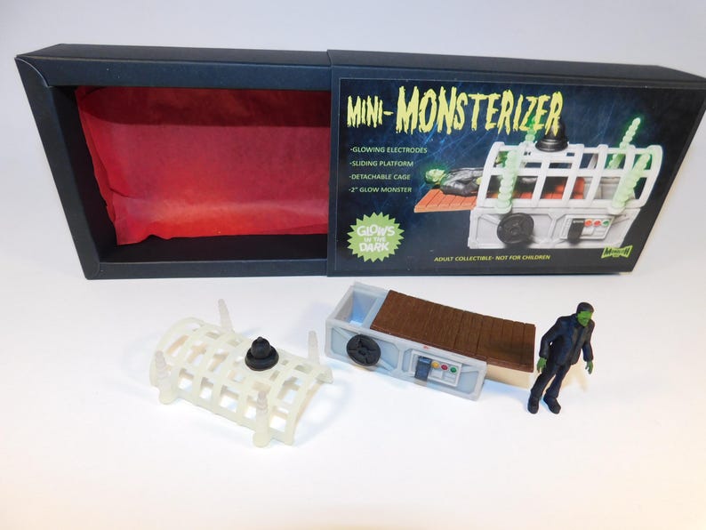 Mini Monsterizer With Vampire 2" Frankenstein Figure Variant Retro ...