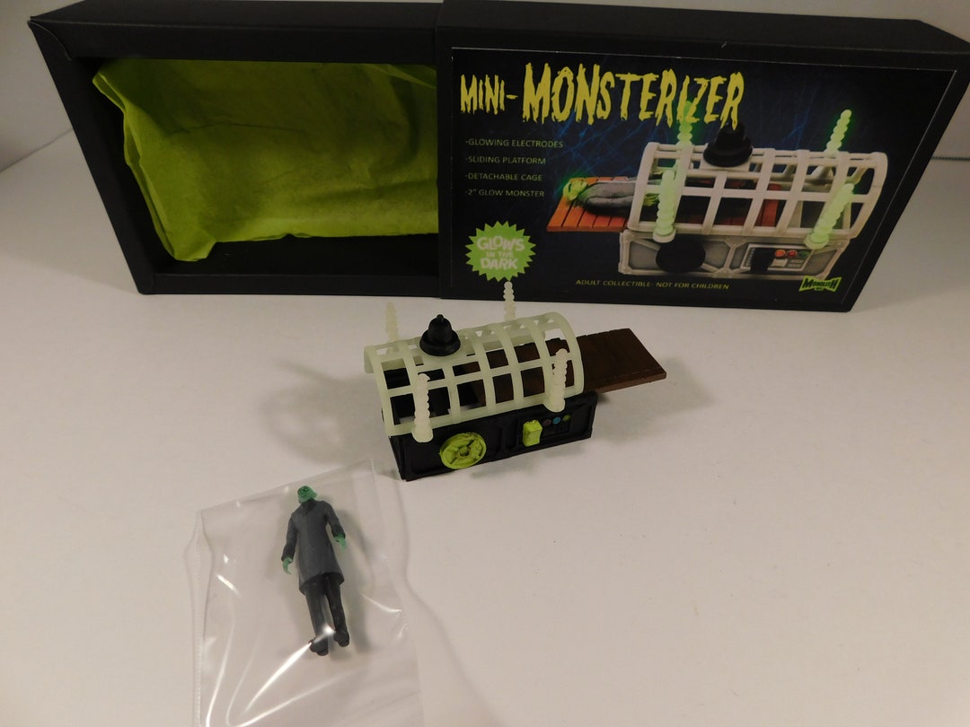 Mini Monsterizer With Frankenstein 2 Figure Variant - Etsy