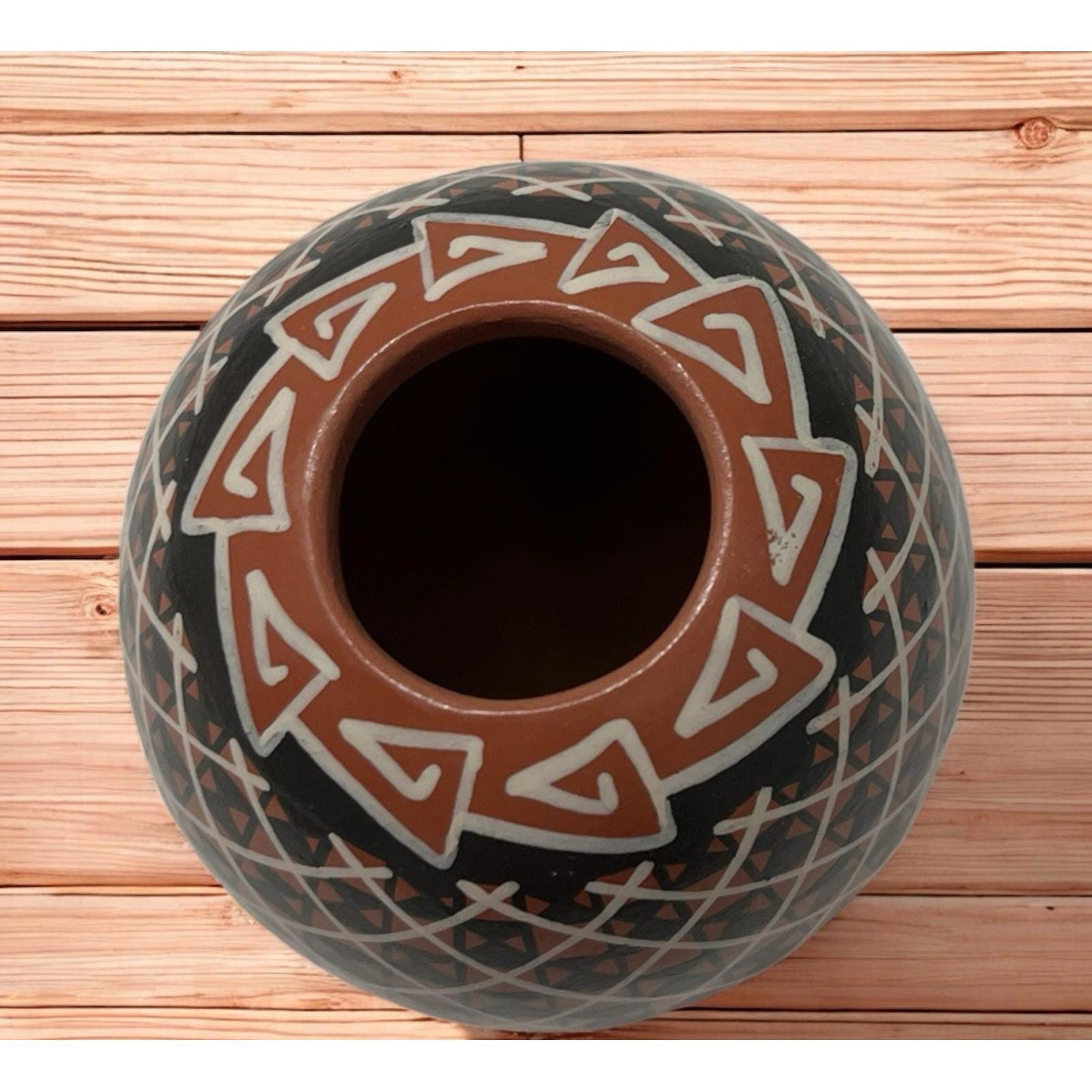 Mata Ortiz Pottery Elena Mora Handmade Hand Painted Seed Pot Paquime ...