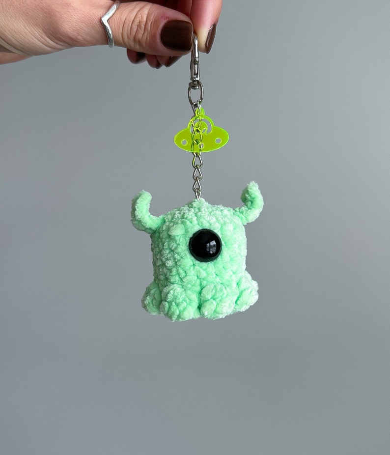Alien Keychains (crochet, Plushies, Alien Plushies, Crochet Animal, Edm ...