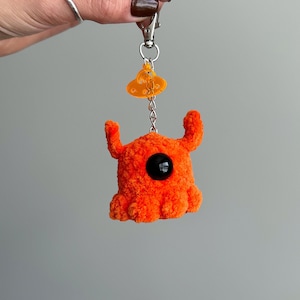 Alien Keychains (crochet, Plushies, Alien Plushies, Crochet Animal, Edm ...