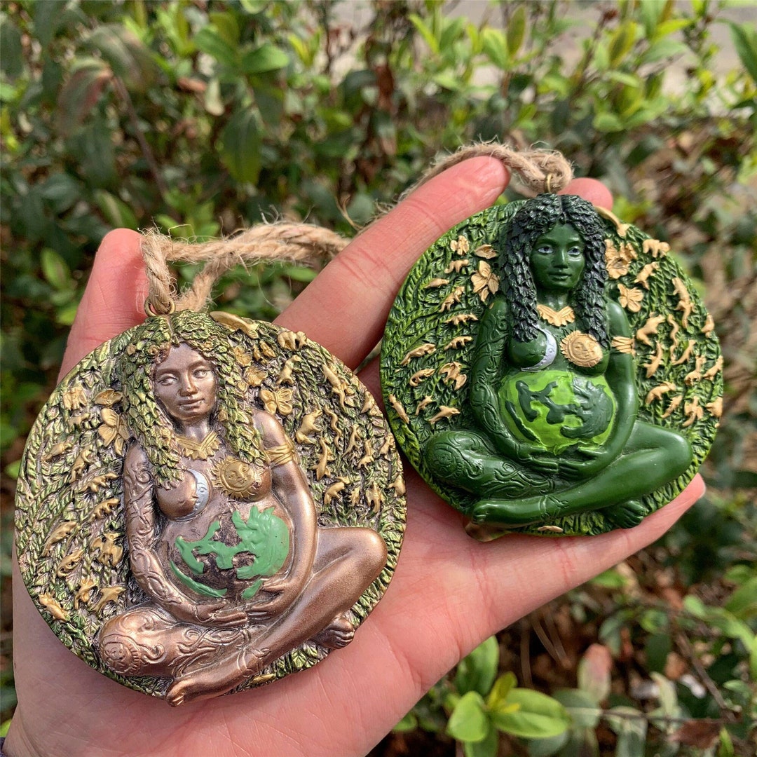 3 Green Resin Statue of Goddess Gaia Pendant,resin Decorations,mother ...