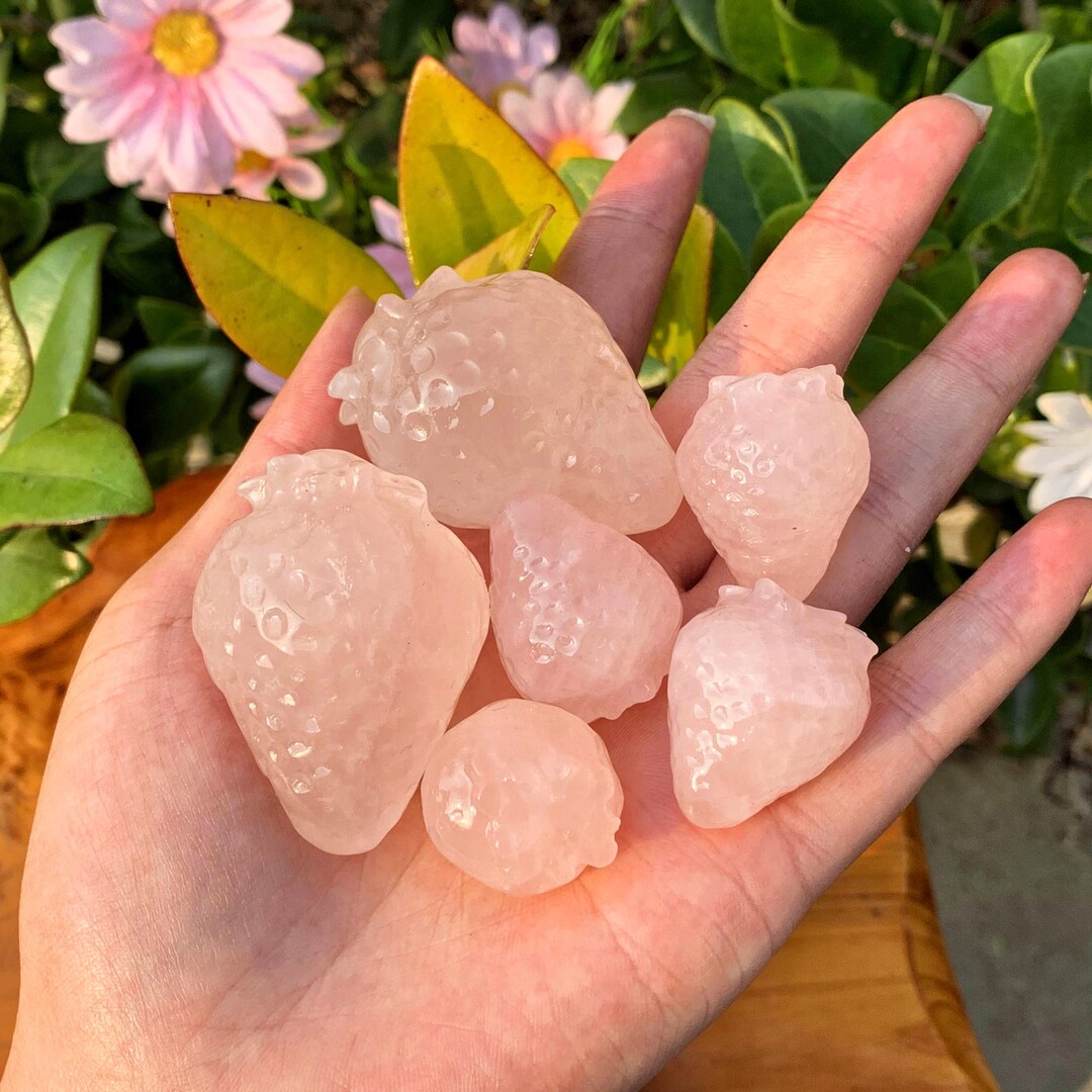 1.9" Natural Roae Quartz Strawberry Carved,crystal Fruits Carving ...