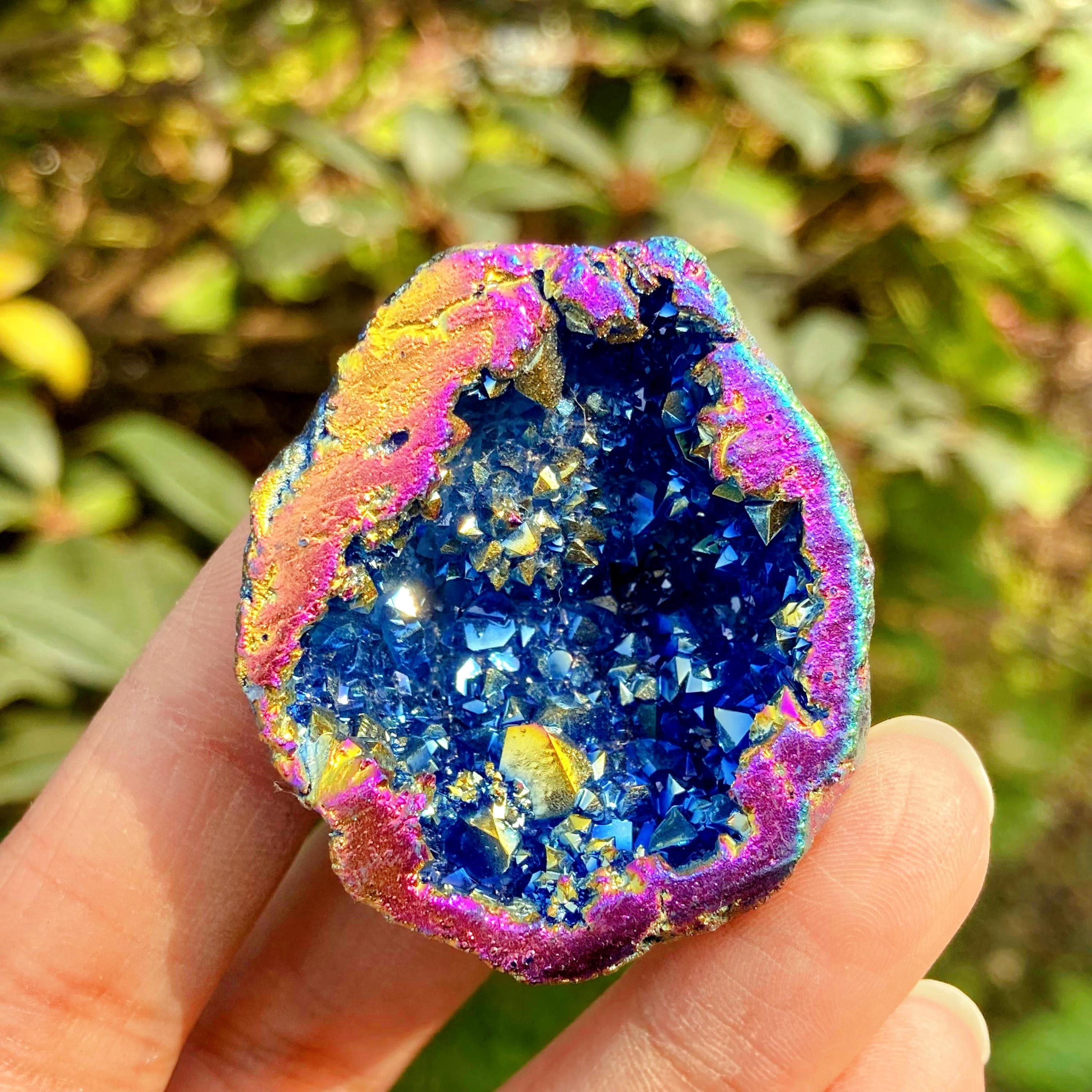 4cm+ Natural Titanium Rainbow Agate Geode,quartz Crystal Geode,mineral ...