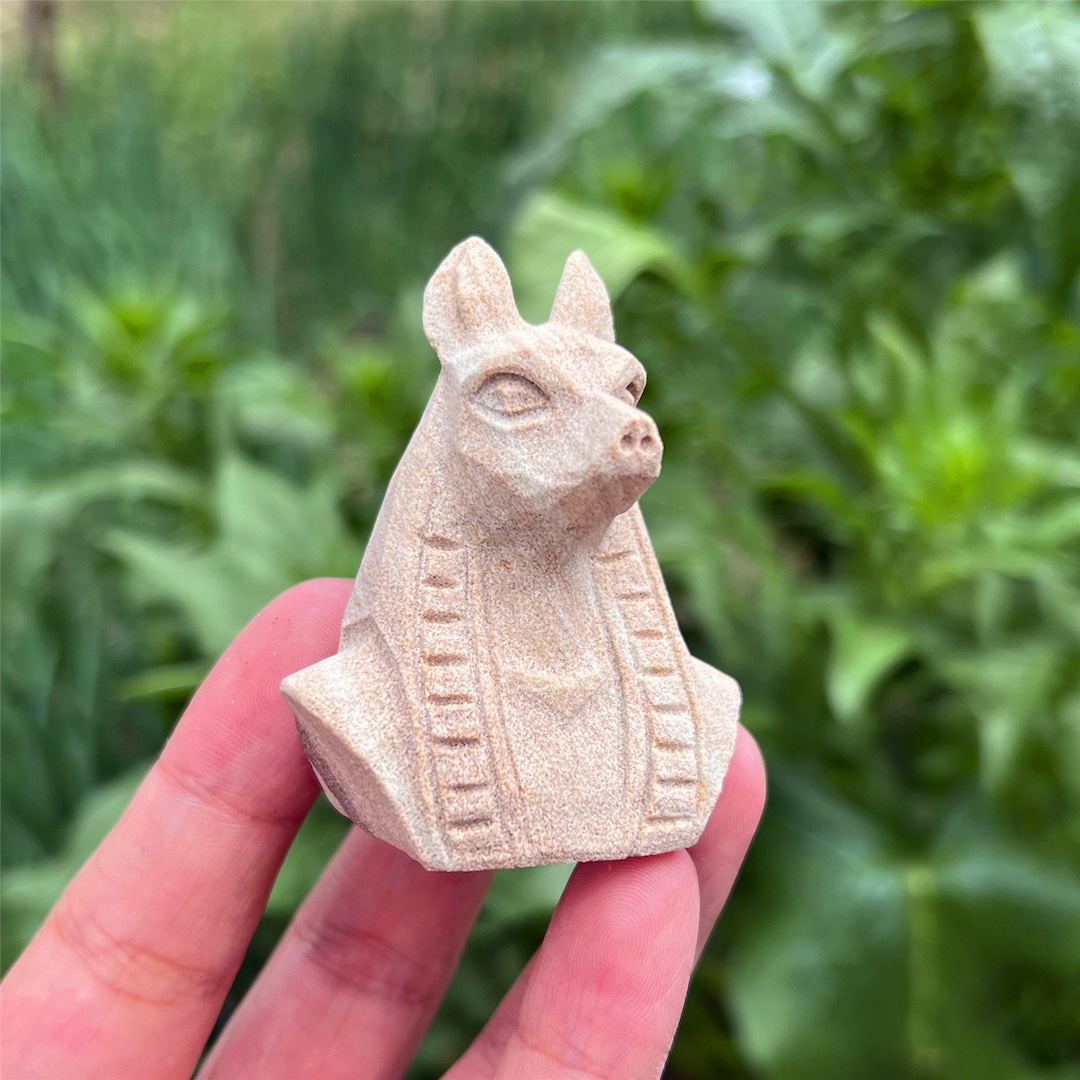 Natural Serpenggiante Anubis Sculpture,quartz Skull Crystal Carving ...