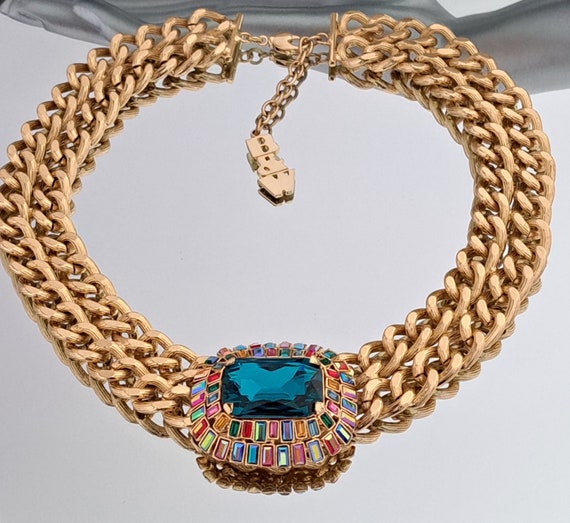 Butler And Wilson Vintage Statement Necklace with Hug… - Gem