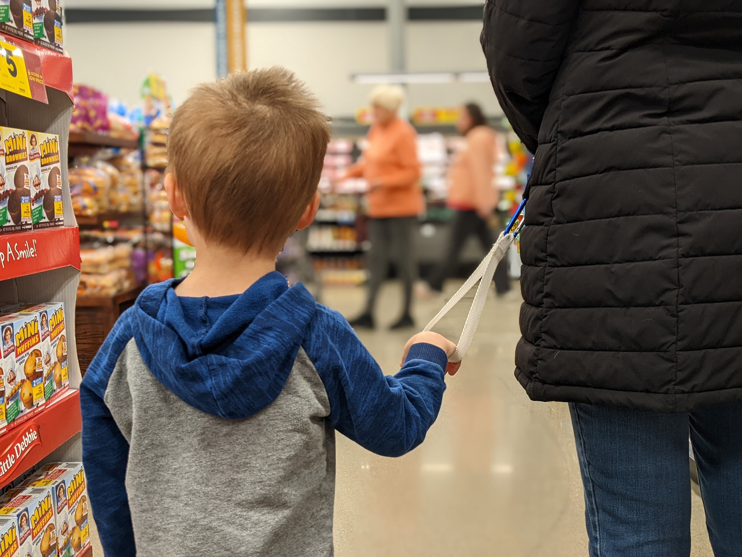 Toddler Hands Free Safety Device Wrist Strap Parking Lot Safety Travel ...